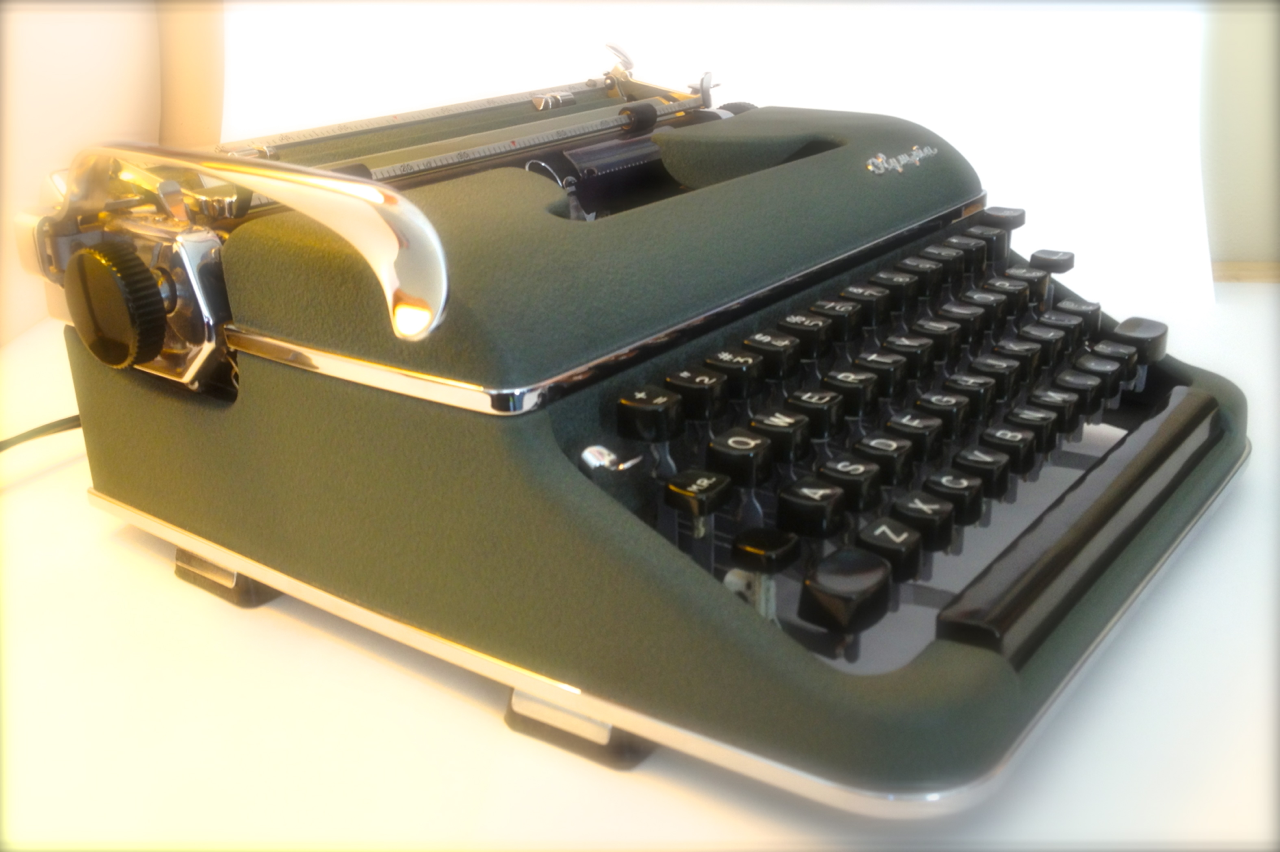 Olympia SM3 DeLuxe – Typewriter Review