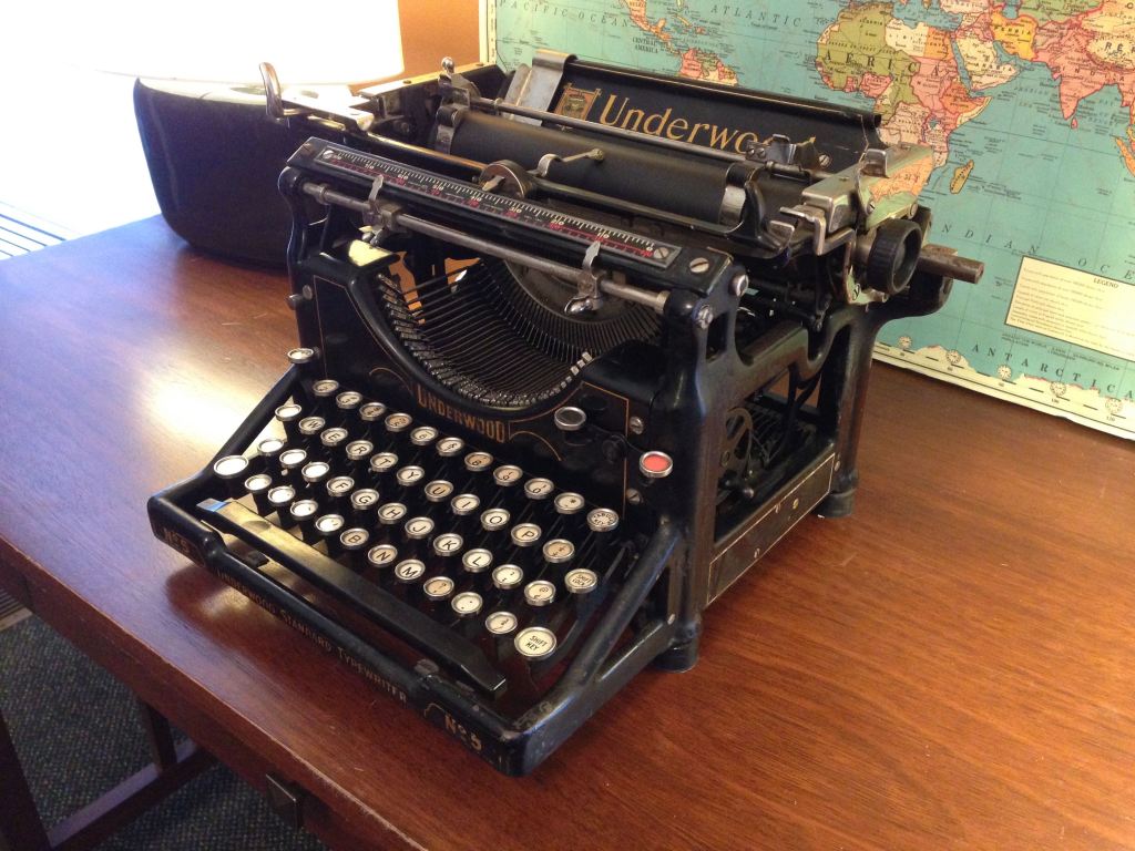 How to Find the Right Typewriter – Typewriter Review