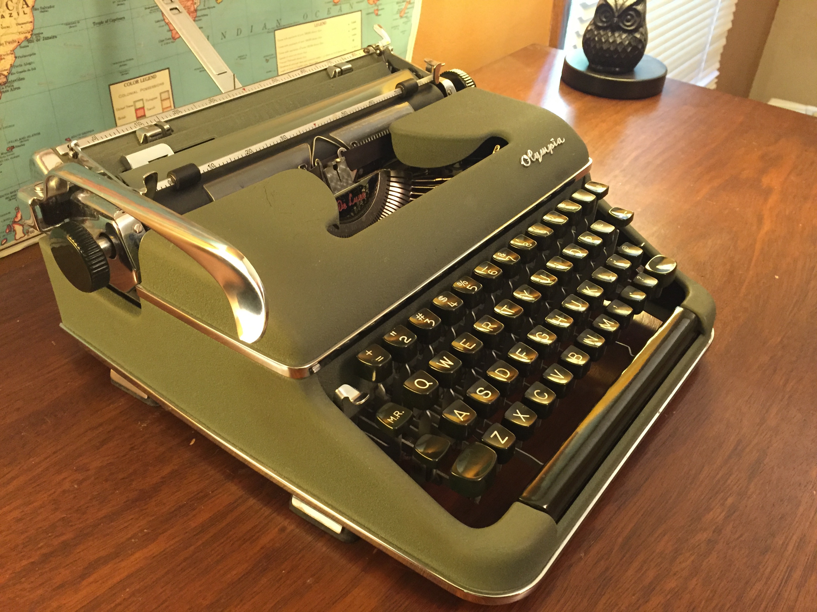Top 10 Typewriters for Writers – Typewriter Review