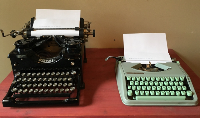 Titans of the Typosphere – Typewriter Review
